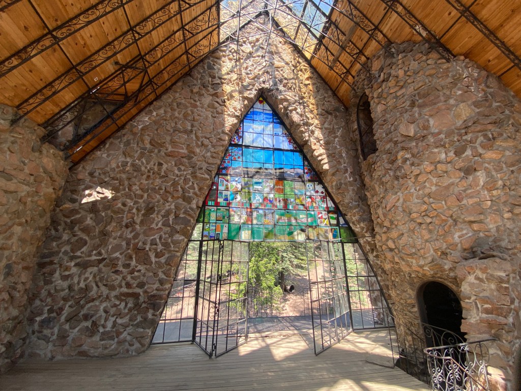 Bishop Castle, an Intricate and Elaborate Art Environment in the ...